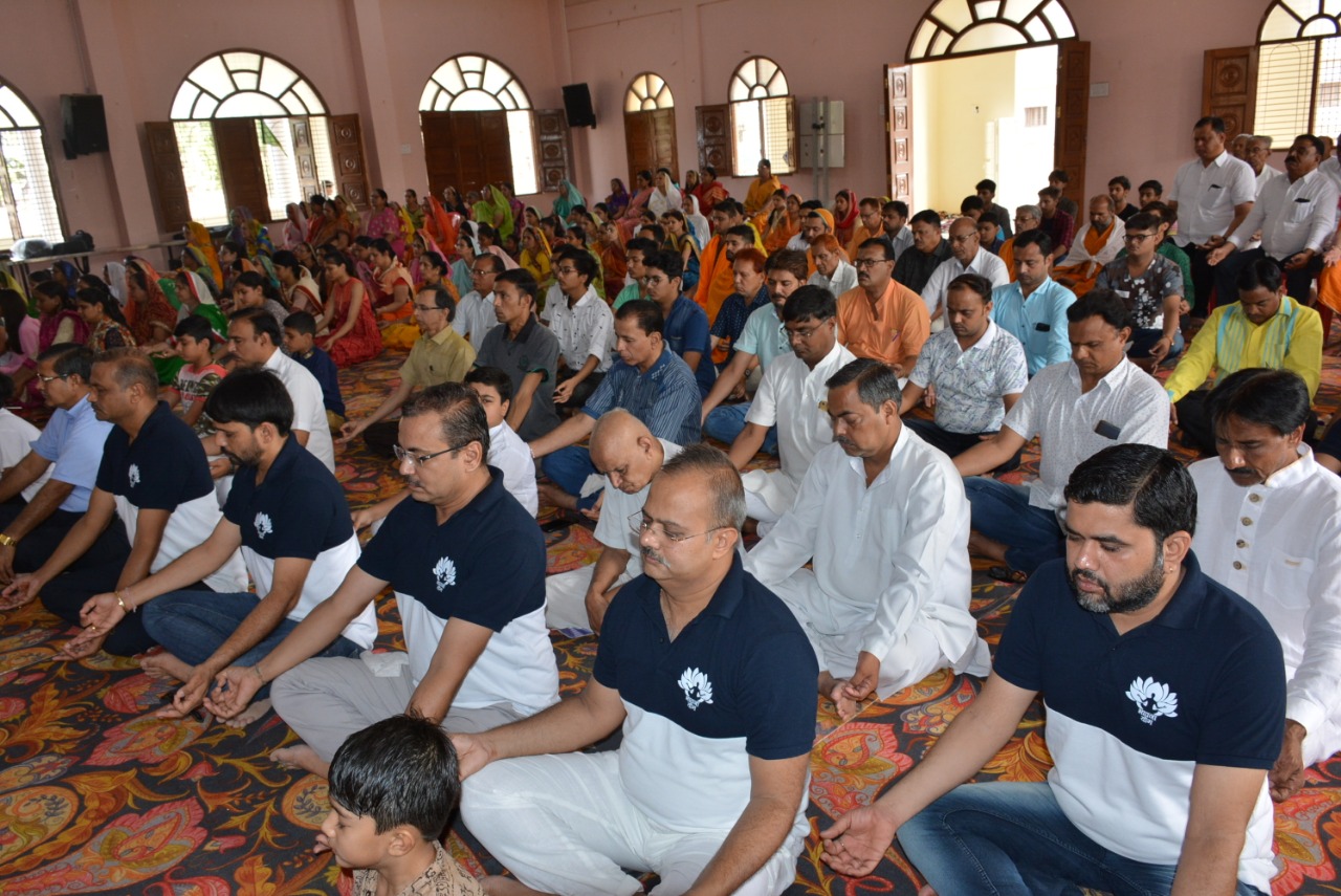 विश्व योग दिवस - Muni Praman Sagar Ji - प्रामाणिक : Pramanik - मुनि ...